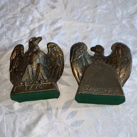 Accents | Vintage 1776 Eagle Shaped Bookends Colonial Virginia Hempton ...